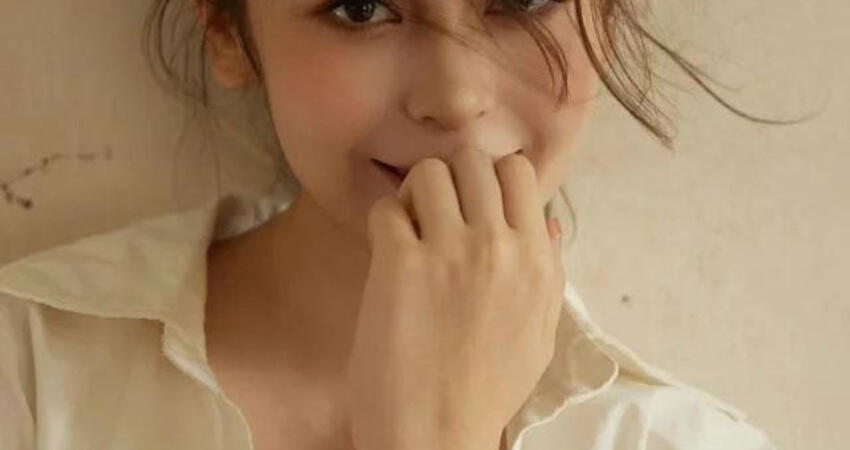 演藝圈再傳噩耗！女星年僅20歲驚傳病逝 經紀人悲痛證實：多日搶救無效 - Qoo | FUN01 創作分享