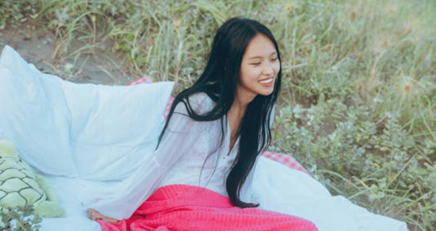 LÜCY認了沉醉愛河裡 公開靈魂伴侶「聽見彼此的呼吸聲」 - erica00 | FUN01 創作分享