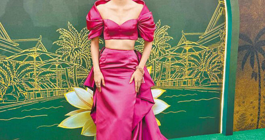 Lisa影集首秀 火辣且瘋狂 - 珍珍 | FUN01 創作分享