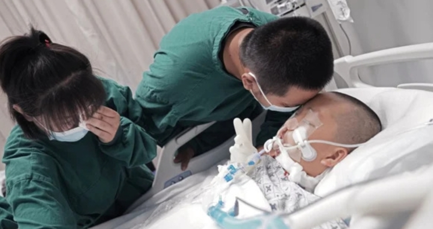 8歲兒意外摔倒不治！爸淚簽器捐「拯救8條人命」：他一直想當英雄 - zx | FUN01 創作分享